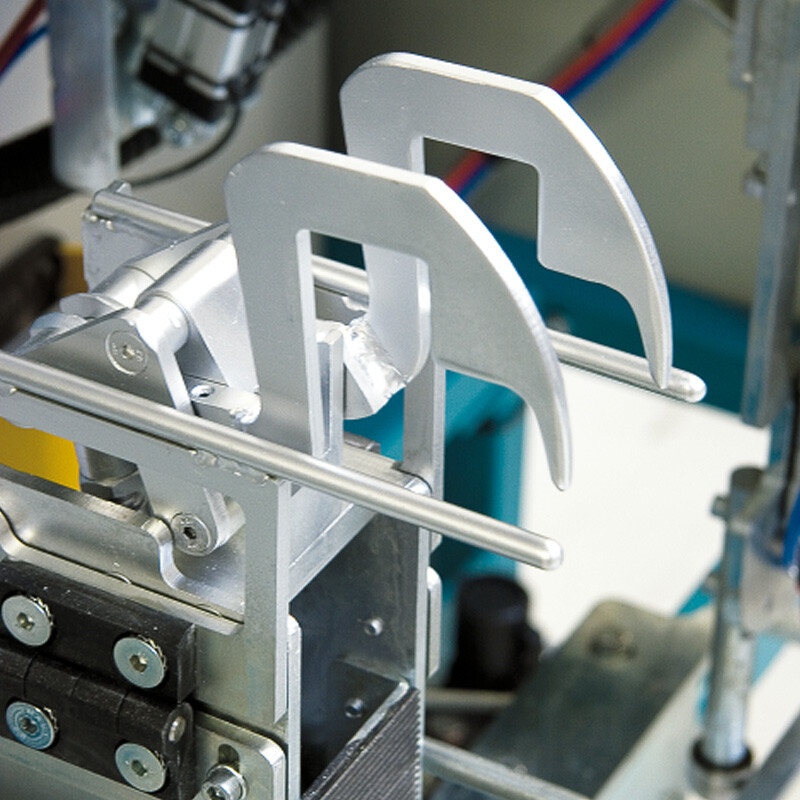 Godt udvalg af opskæringsmaskiner til pelsning af mink