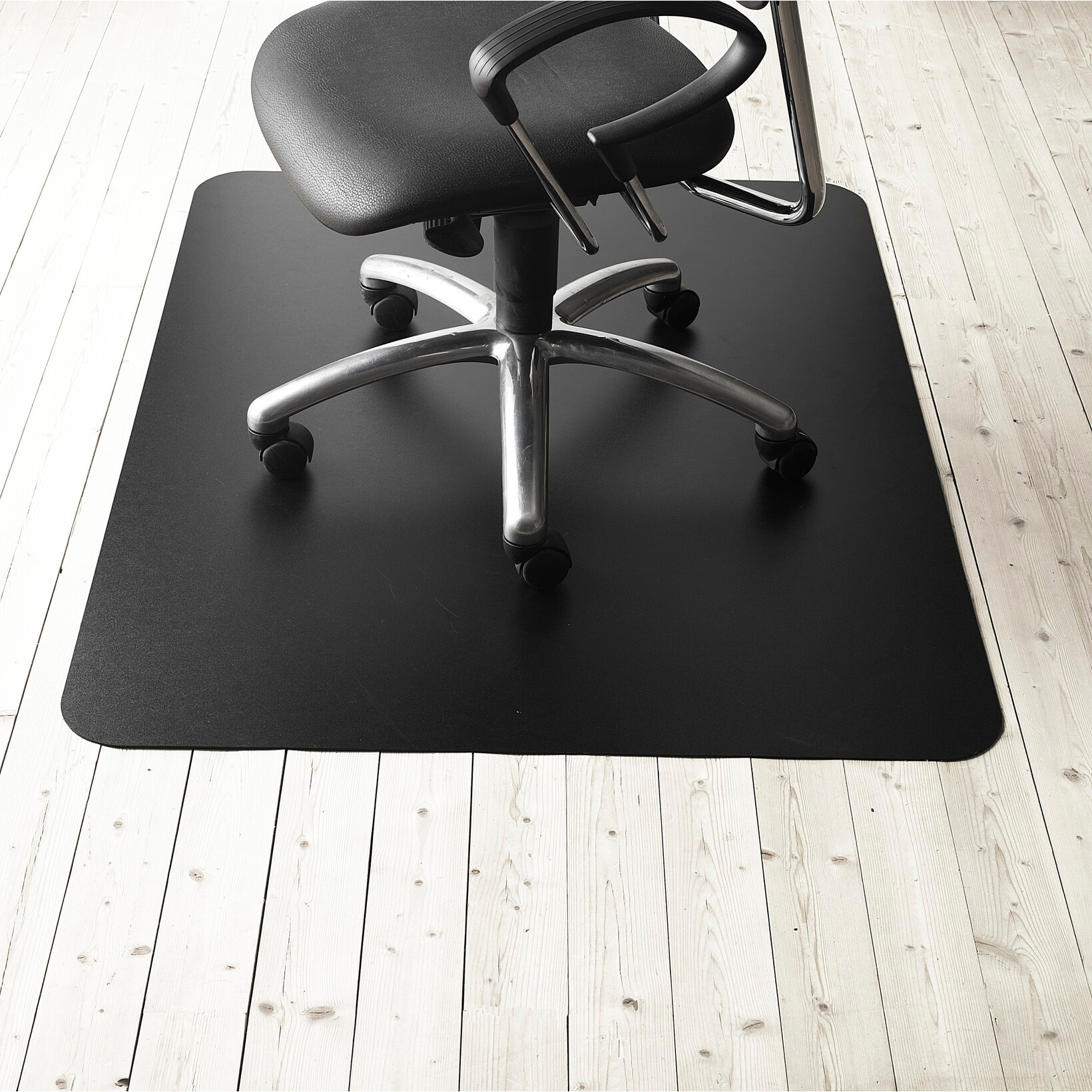 Stoleunderlag » Køb underlag til kontorstol billigt her