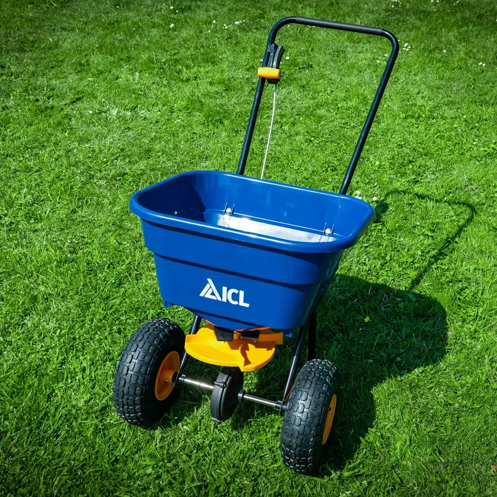 Spreder ICL AccuPro One | Afbalanceret spredemønster over små områder