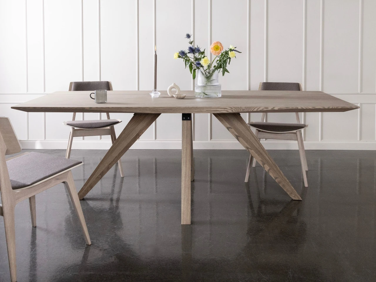 Kristensen : Kristensen spiseborde