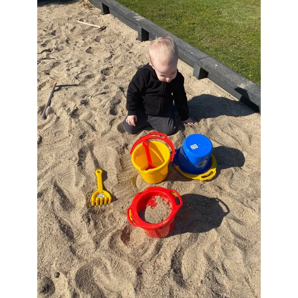 Spand med tud 2,5 Liter - 18 stk H:16 cm