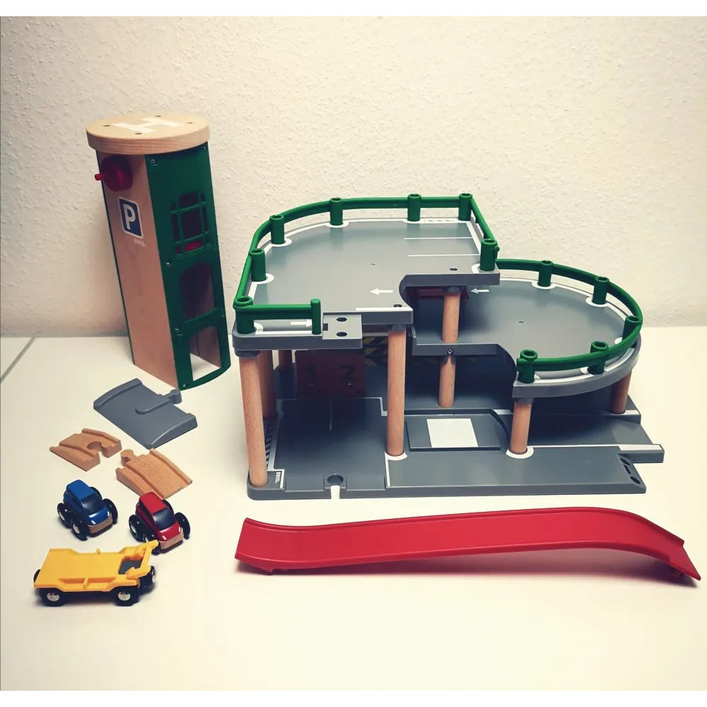 BRIO World Parkeringshus