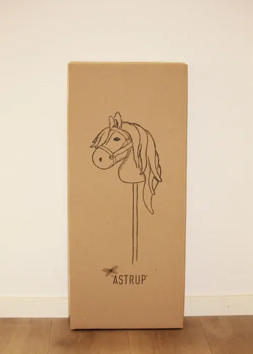 Cardboard Transport and Freightbox for 1 -2 Hobby Horses