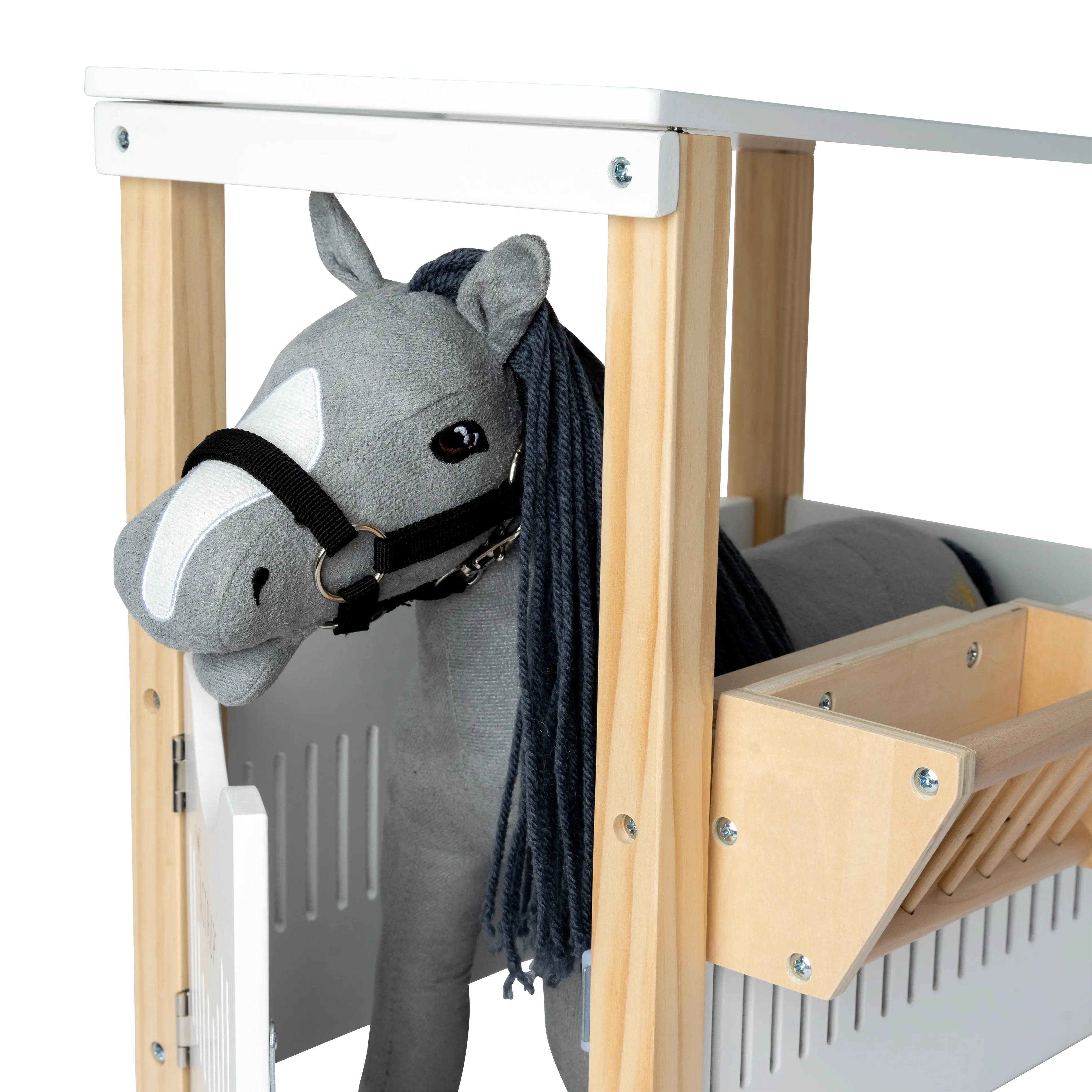 STABLE FOR CUDDLE PONY