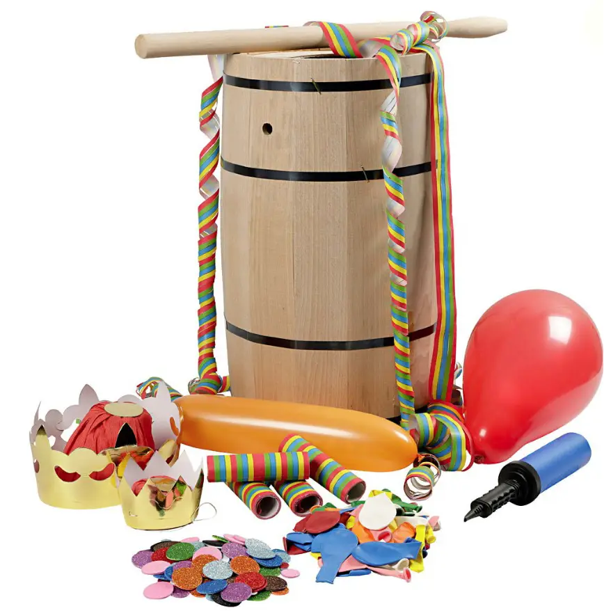 Fastelavnstønde stor 54 cm bøg med fastelavns pynt, kongekrone m.v ...