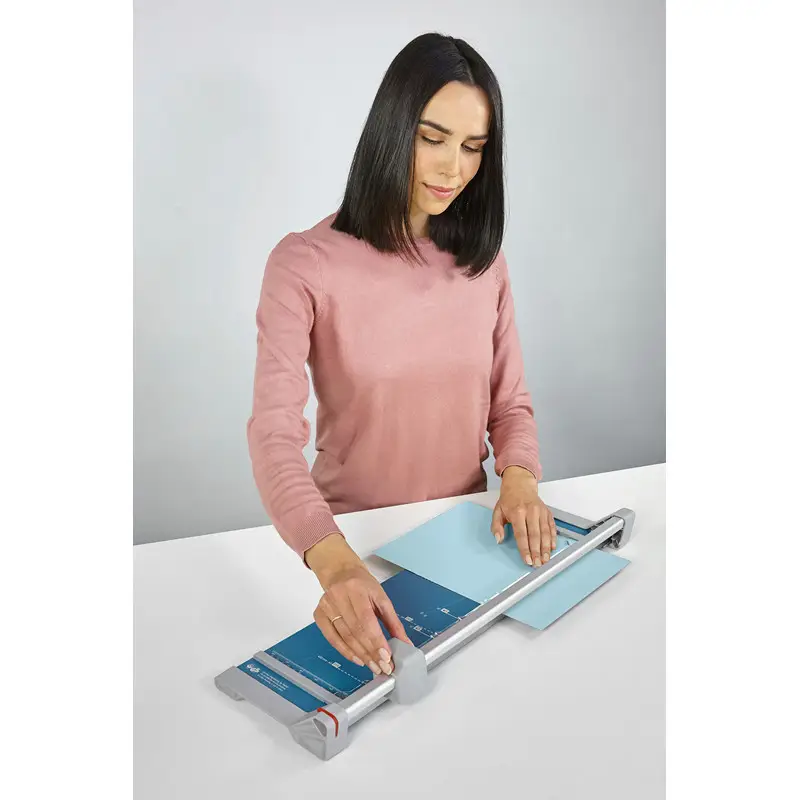 Rulleskæremaskine - Dahle 507 - A4 - 32 cm - Blå - 1 kg - Køb billigt ...