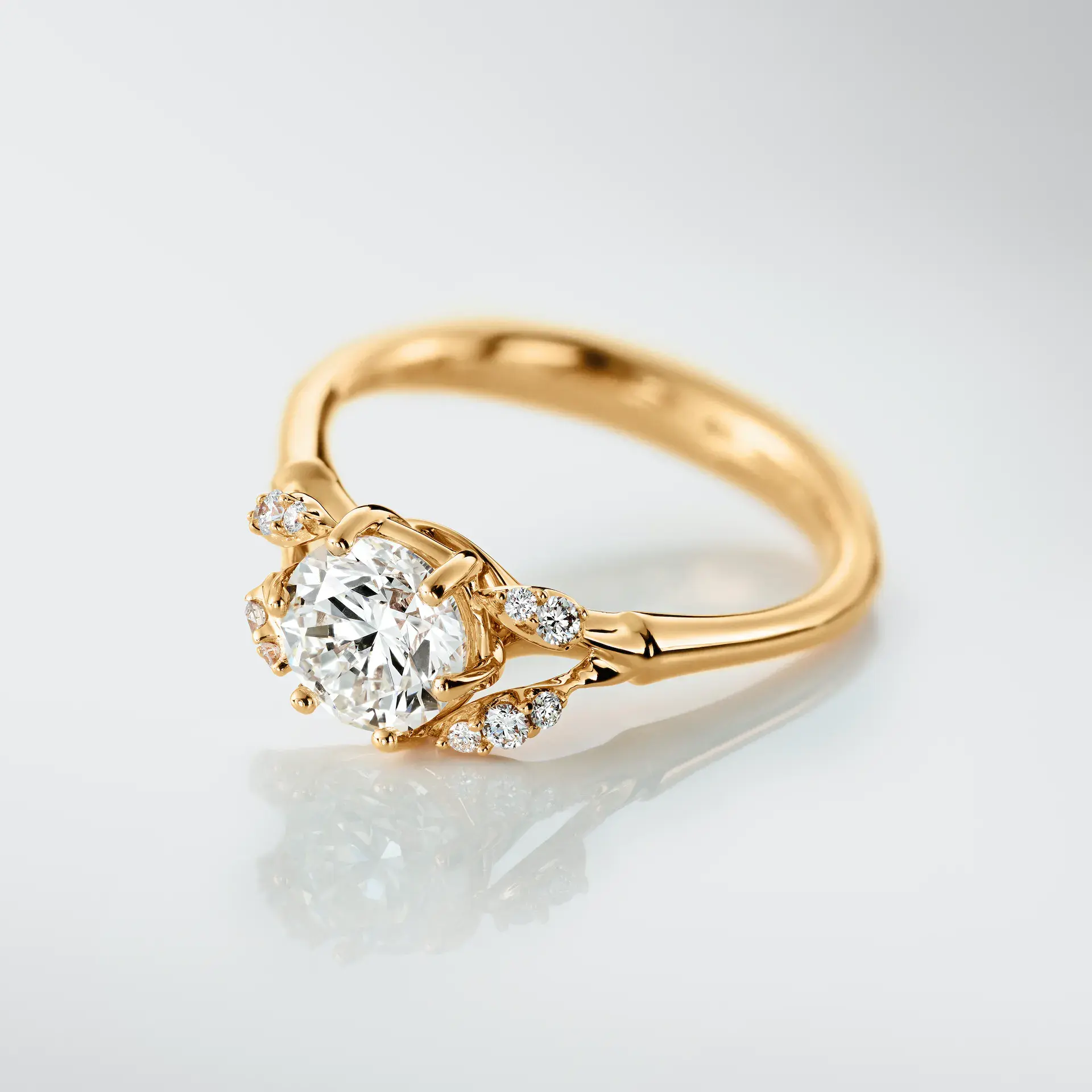 OLE LYNGGAARD COPENHAGEN Winter Frost Solitaire ring A2781-423