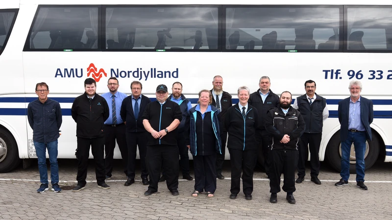 Tillykke til de nyuddannede buschauffører