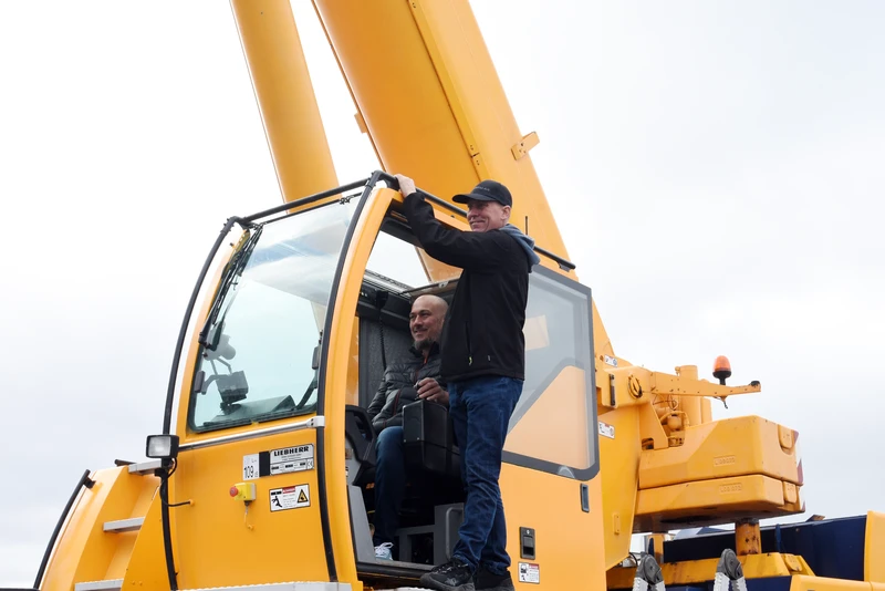 René vandt en tur i AMU Nordjyllands mobilkran