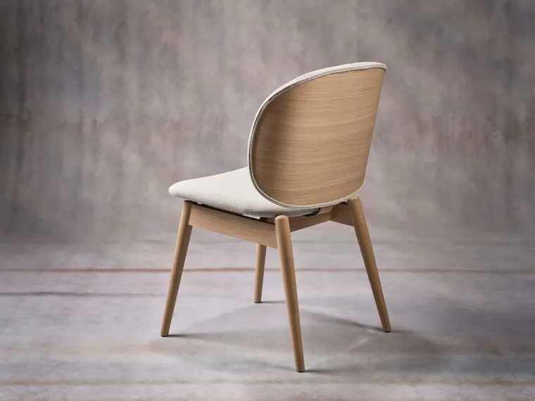 Spisebordsstole til stuen I Se vores spisebordsstole her