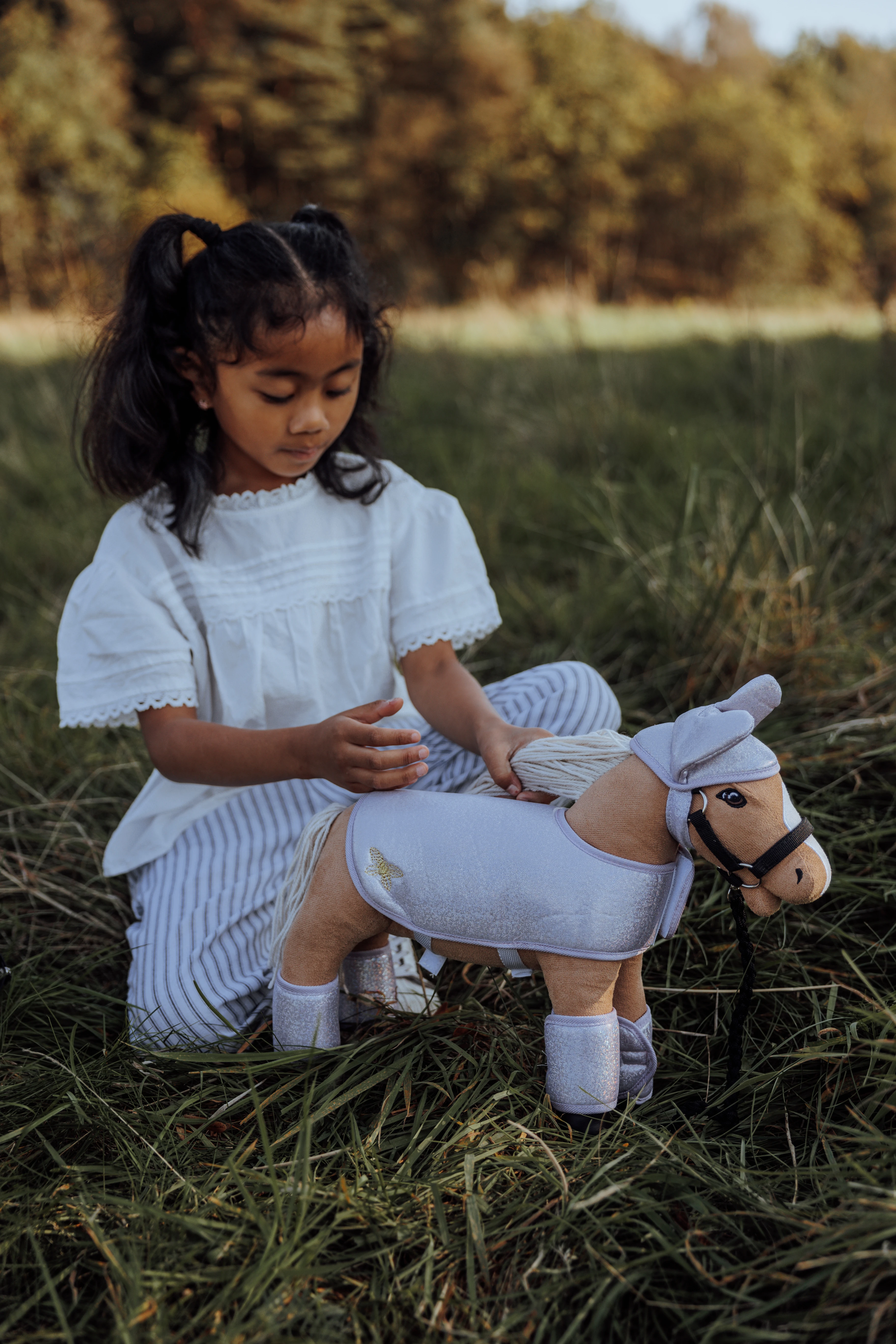 Daisy Beige Cuddle Pony 30cm - Perfect Gift for Kids