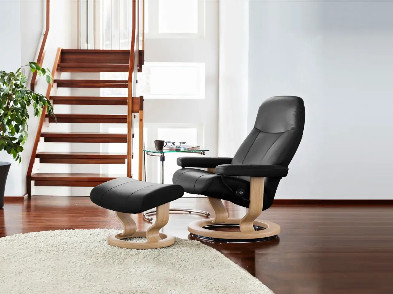 Nu på TILBUD - Stressless® Ruby lænestol + skammel - bolighuset.dk