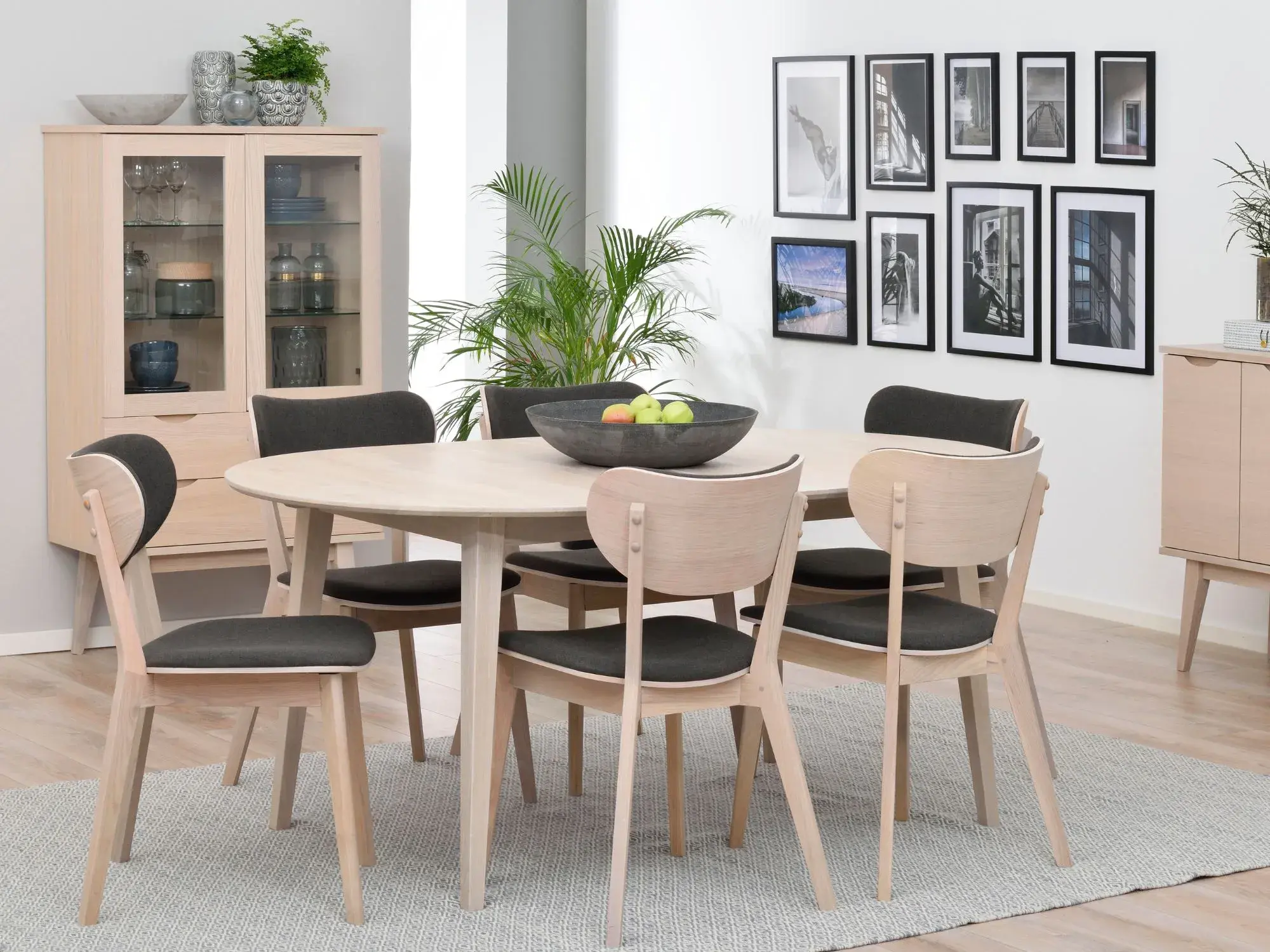 Nu på TILBUD - Rowico Filippa highboard - bolighuset.dk