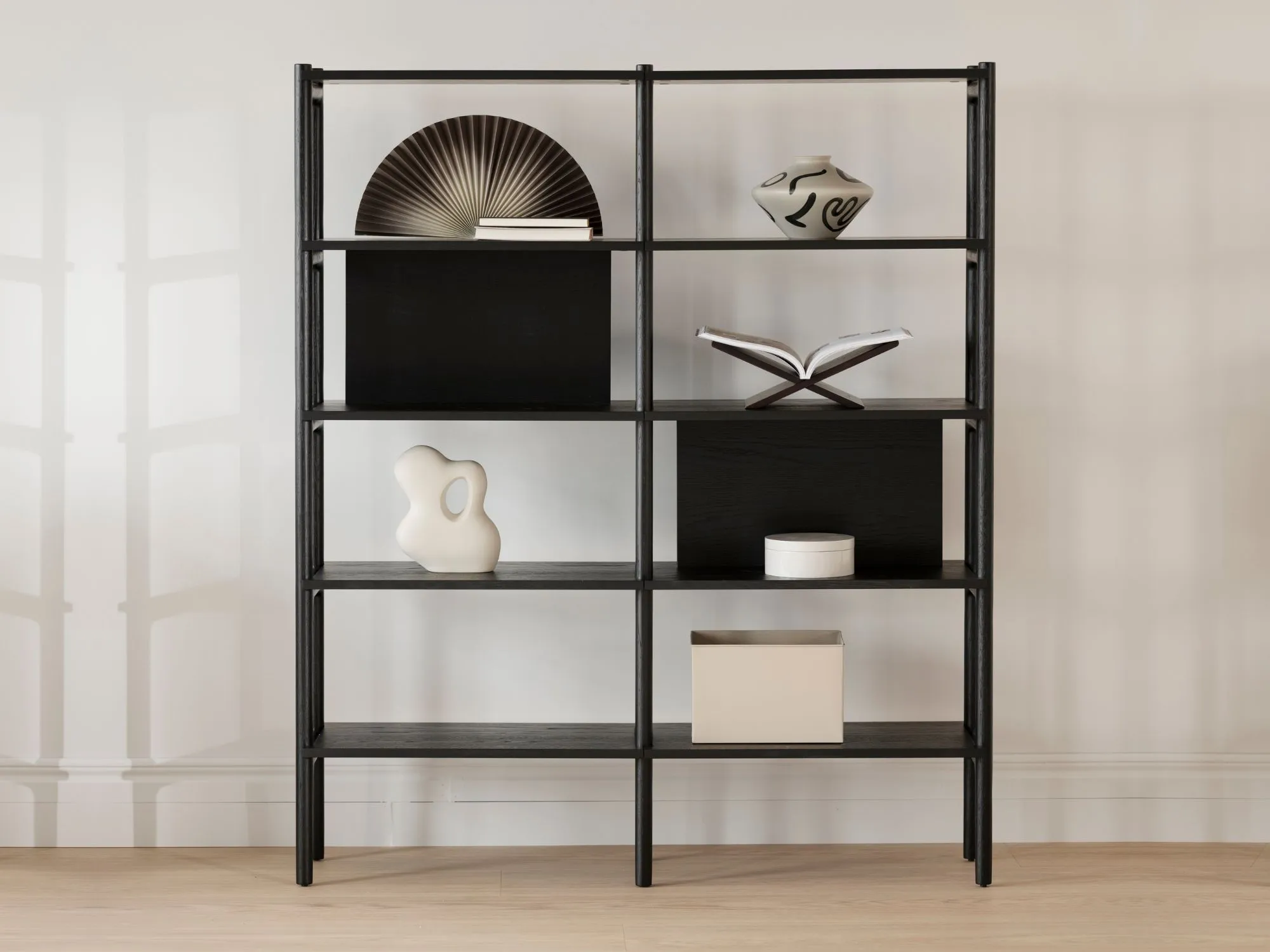 Designer reoler | Reoler i et smukke og gennemtænkte designs