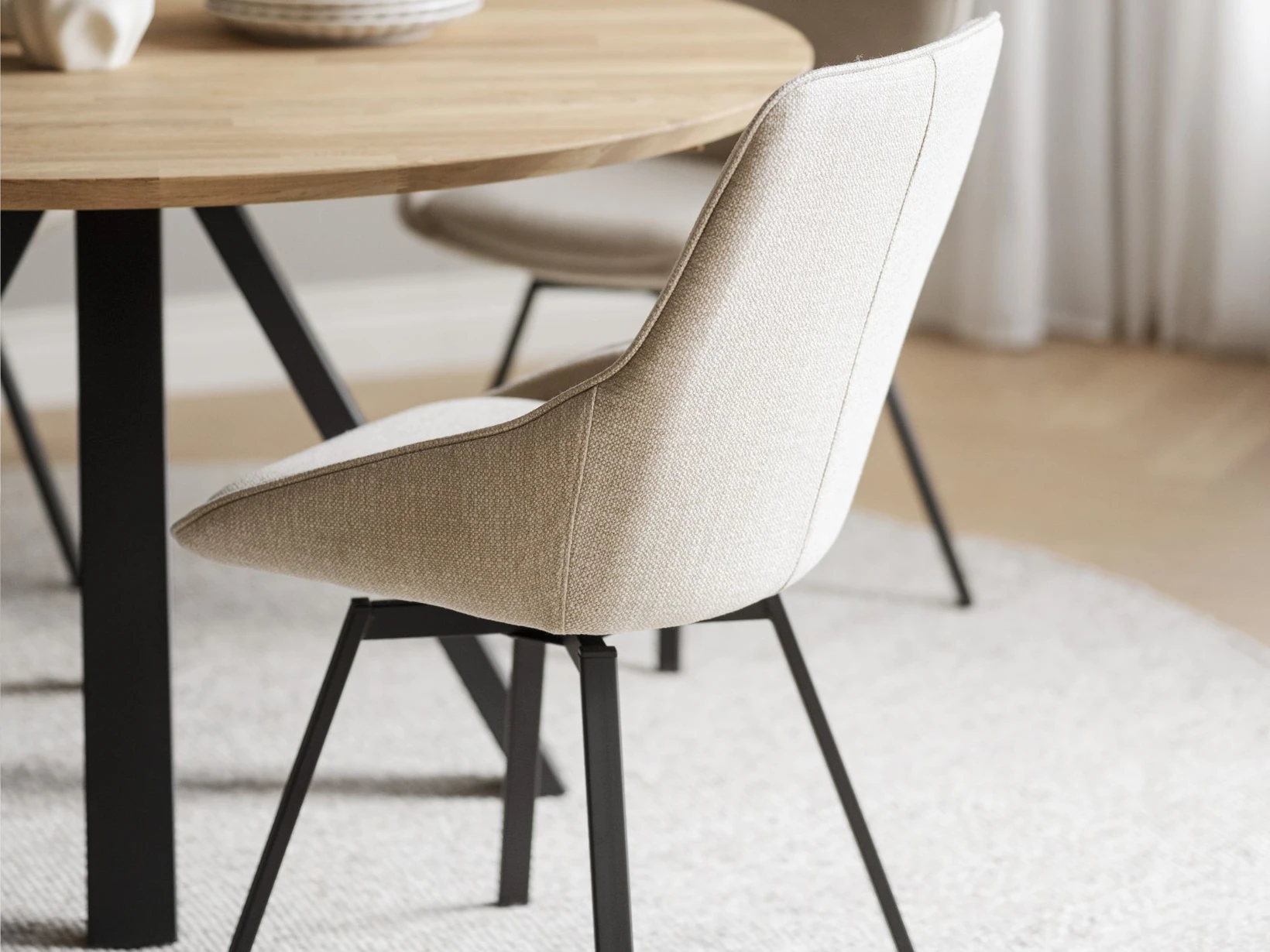 Nu på TILBUD - Rowico Alison spisebordsstol - Bolighuset.dk