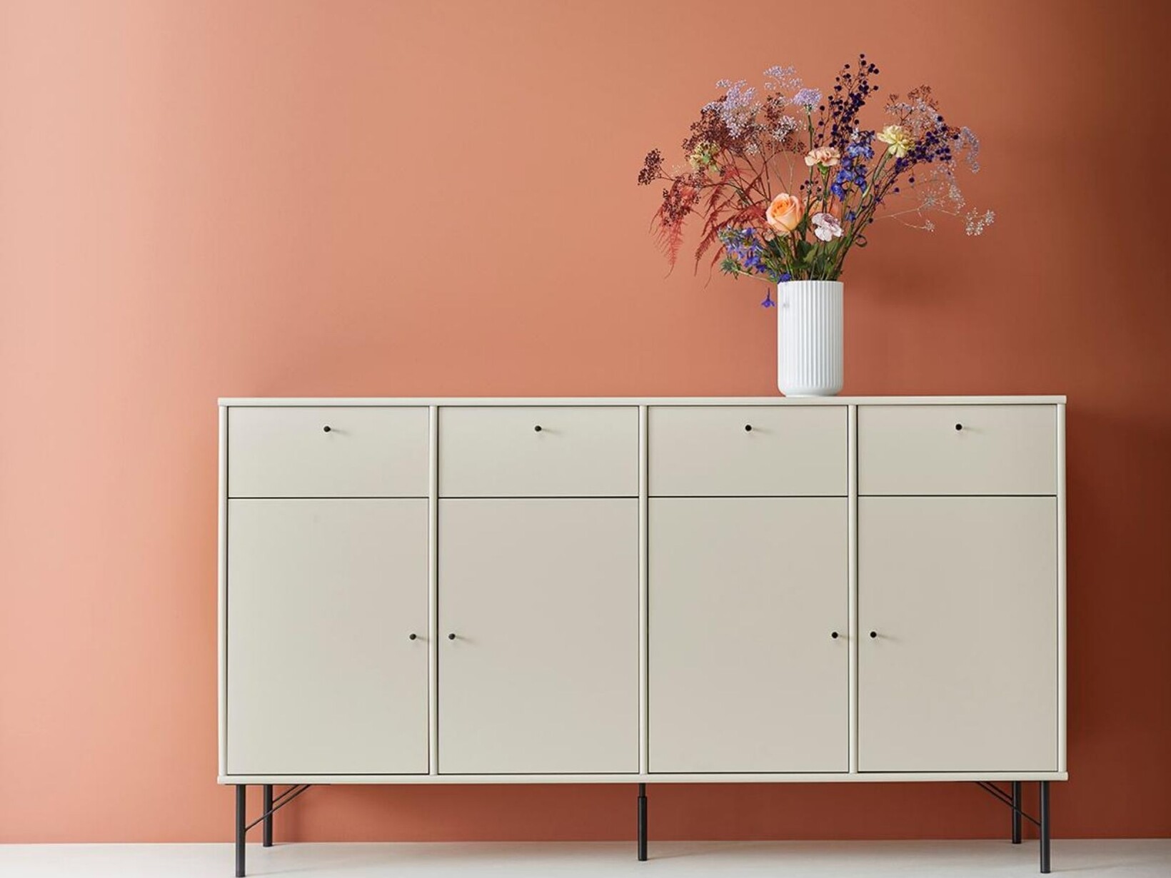 Designer reoler | Reoler i et smukke og gennemtænkte designs