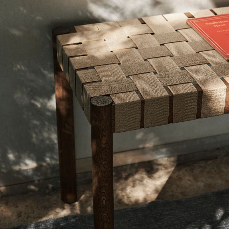 &Tradition TK4 Betty Bench Smoked Oak - Livingshop.dk