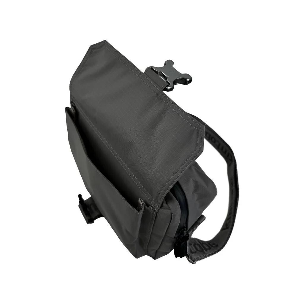 Kintobe NOAH Messenger Bag Jet Black - Livingshop.dk