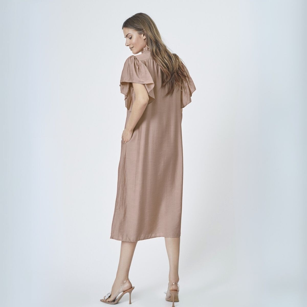 Hera SS Frill lysebrun - Co'couture | Rikke Solberg