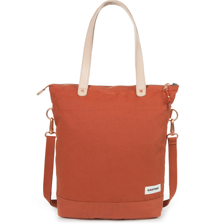 Køb kvalitetstasker og rygsække fra Eastpak hos Helm