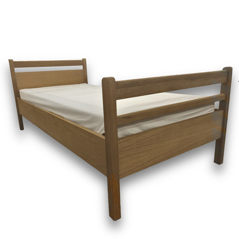 Enkelt senge - Enkelt seng, enkeltmandsseng & senge til én person