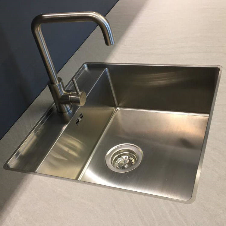 Rengøring af køkkenvask