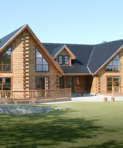 Helårshuse | Skræddersyede bjælkehuse til helårsbrug